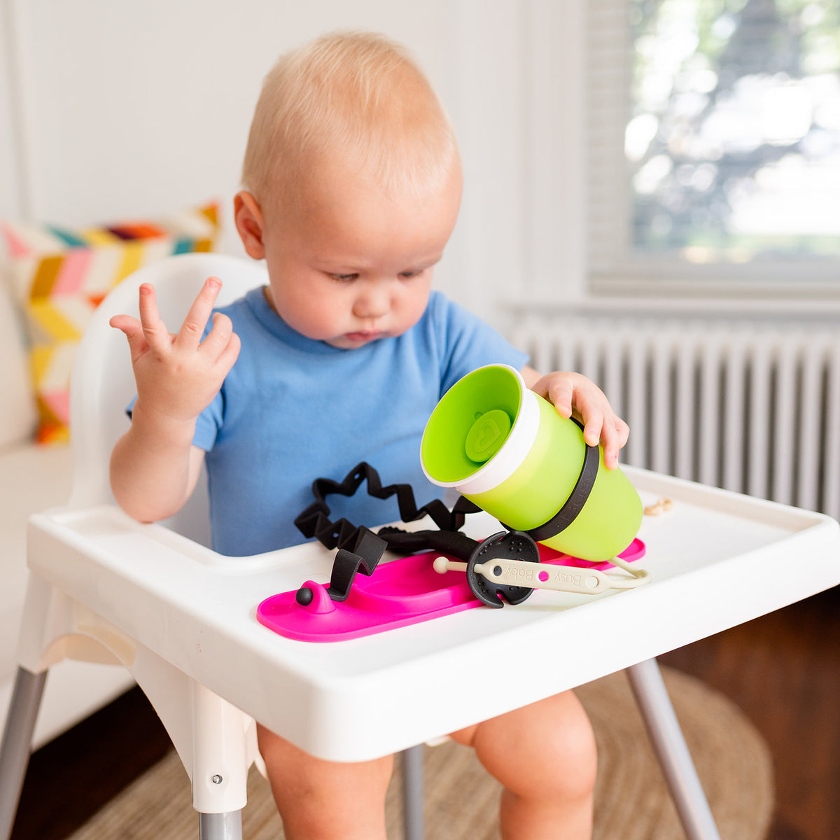 How to use the Busy Baby Travel Sleeve